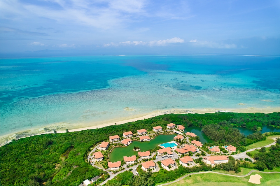 JALグループのJTAで行く！石垣島のお買い物や観光・体験などに使える「LeaLea eクーポン」2枚付！厳選のシティ～リゾートホテルを自由にチョイス！石垣島・小浜島・西表島・竹富島 4日間 ...