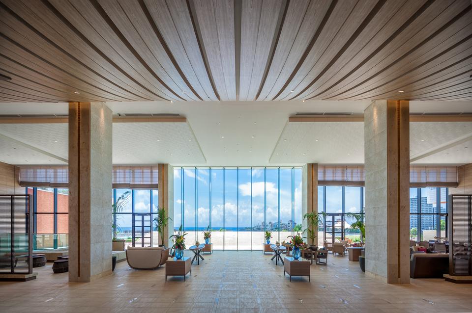 【JUNGLIA OKINAWA】【年末年始を含む2026年3月出発まで掲載】朝出発便スカイマークで行く！JUNGLIA OKINAWA（ジャングリア沖縄）1Dayチケット付！滞在中朝食 ...