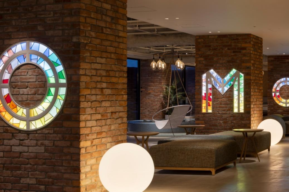 【決算SALE】JALで行く！2名1室でこの価格！復路は人気の夕方～夜帰着便利用！海鮮やご当地グルメが揃った朝食付き♪OMO5函館（おも） by 星野リゾートに滞在 函館 2日間【HIS東京発】